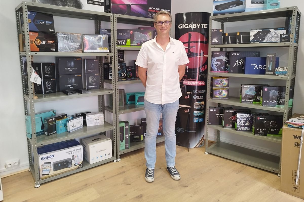 S2I Informatique, un nouveau magasin place Guy-Coquille à Nevers - Le ...