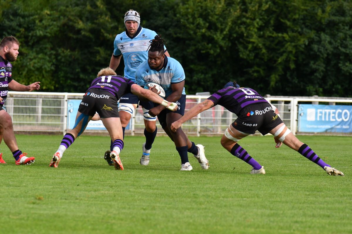 Le C'Chartres Rugby réussit son envol en championnat devant Issoire ...