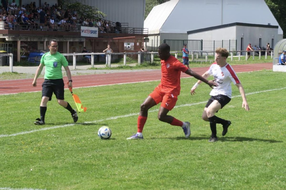 Finales des coupes départementales de foot, hand, motocross ...