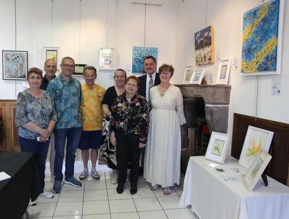 Exposition au Cendre : Véronique Thomaron et Dolorès Savoia dévoilent ...