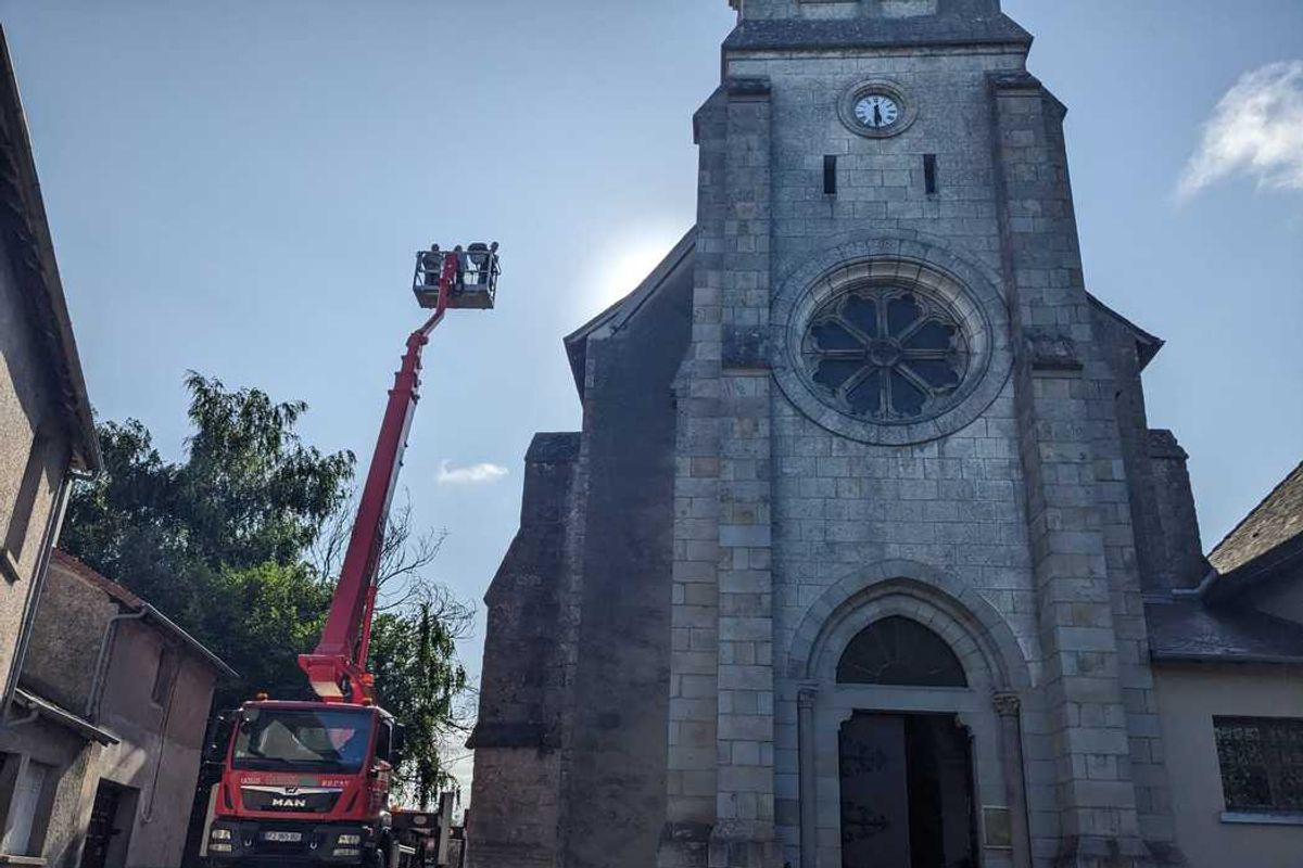 La foudre n'a pas eu raison du clocher de l'église de Magnac-Bourg - Le ...