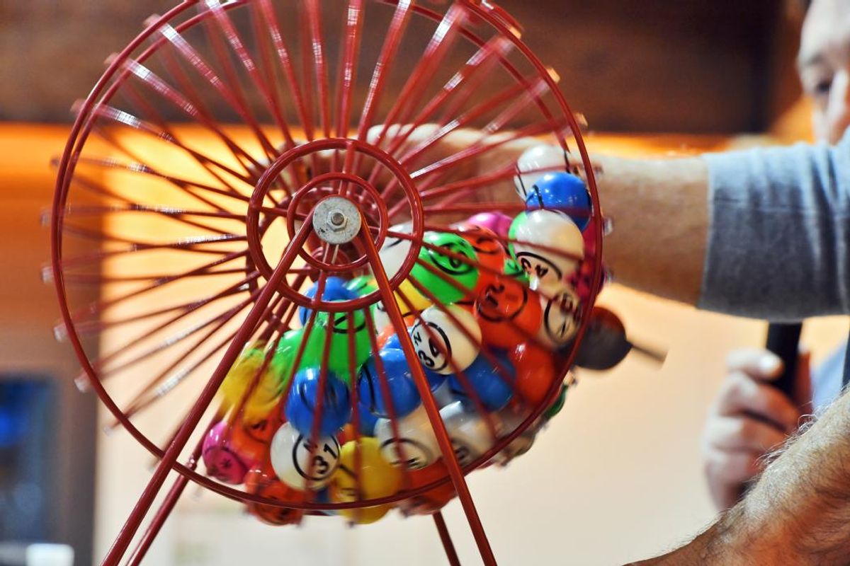 "Une télévision qui ne rentre pas dans la voiture... ou juste un paquet ...