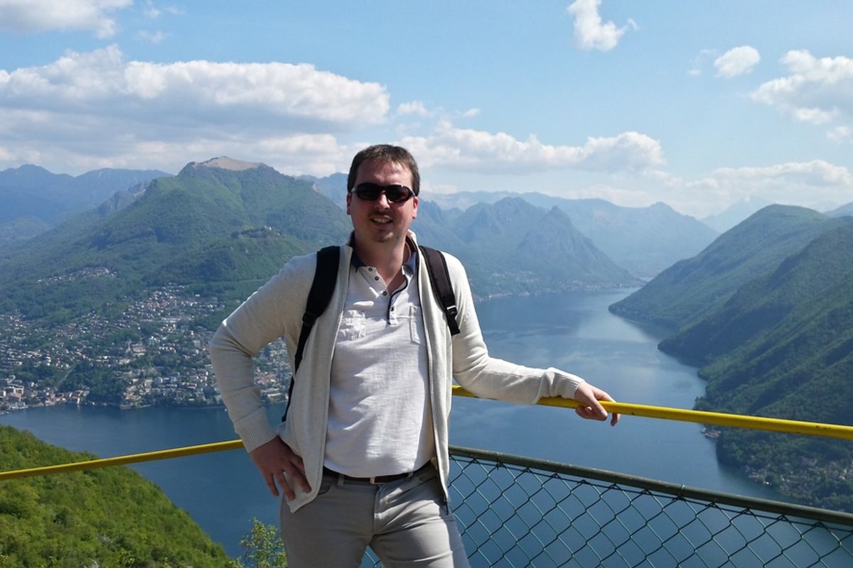 Avec Franck Laurent, chef de projet aux Chemins de fer fédéraux suisses ...