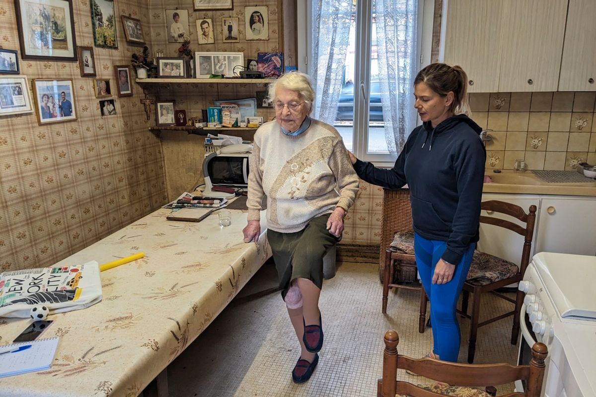 "J’ai toujours aimé la gym" : à 94 ans, Jeanine participe à un ...