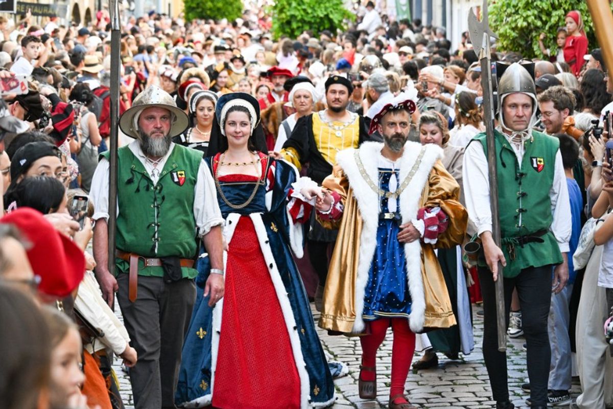 Des rues bondées le samedi, des spectacles pris d'assaut mais une fin ...