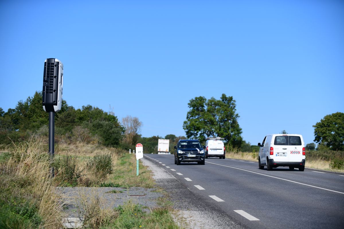 Un radar tourelle fait son retour sur la RN 102 à Bains - L’Éveil de la ...