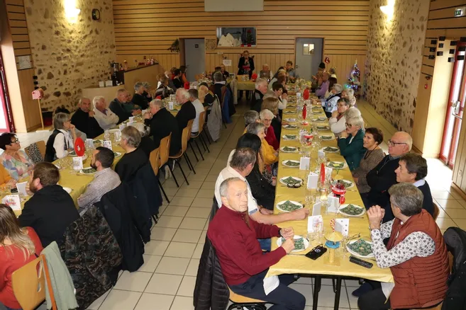 73 convives ont participé au repas des anciens à Teillet-argenty - La ...