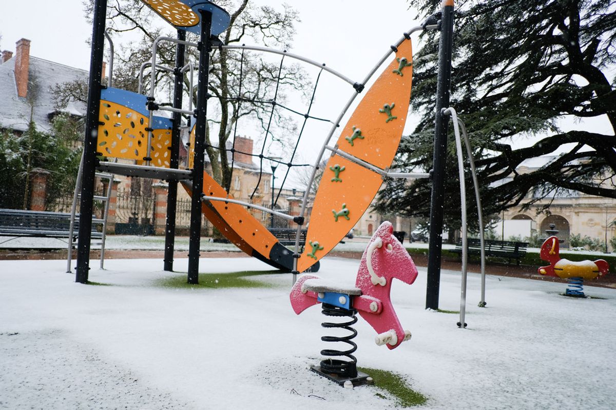 Premiers flocons de neige de l'année 2025 dans l'arrondissement de ...