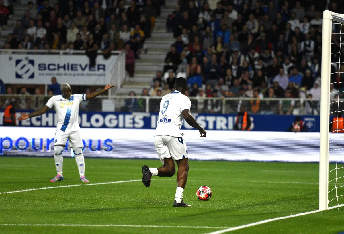 Fête, buts de Djibril Cissé et de ses fils, hommages... Revivez le ...