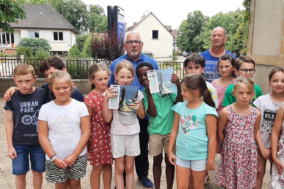 MONTILLY. Les futurs collégiens récompensés - La Montagne