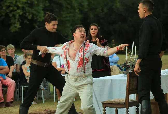 La Tosca au château de Fertot - Le Journal du Centre