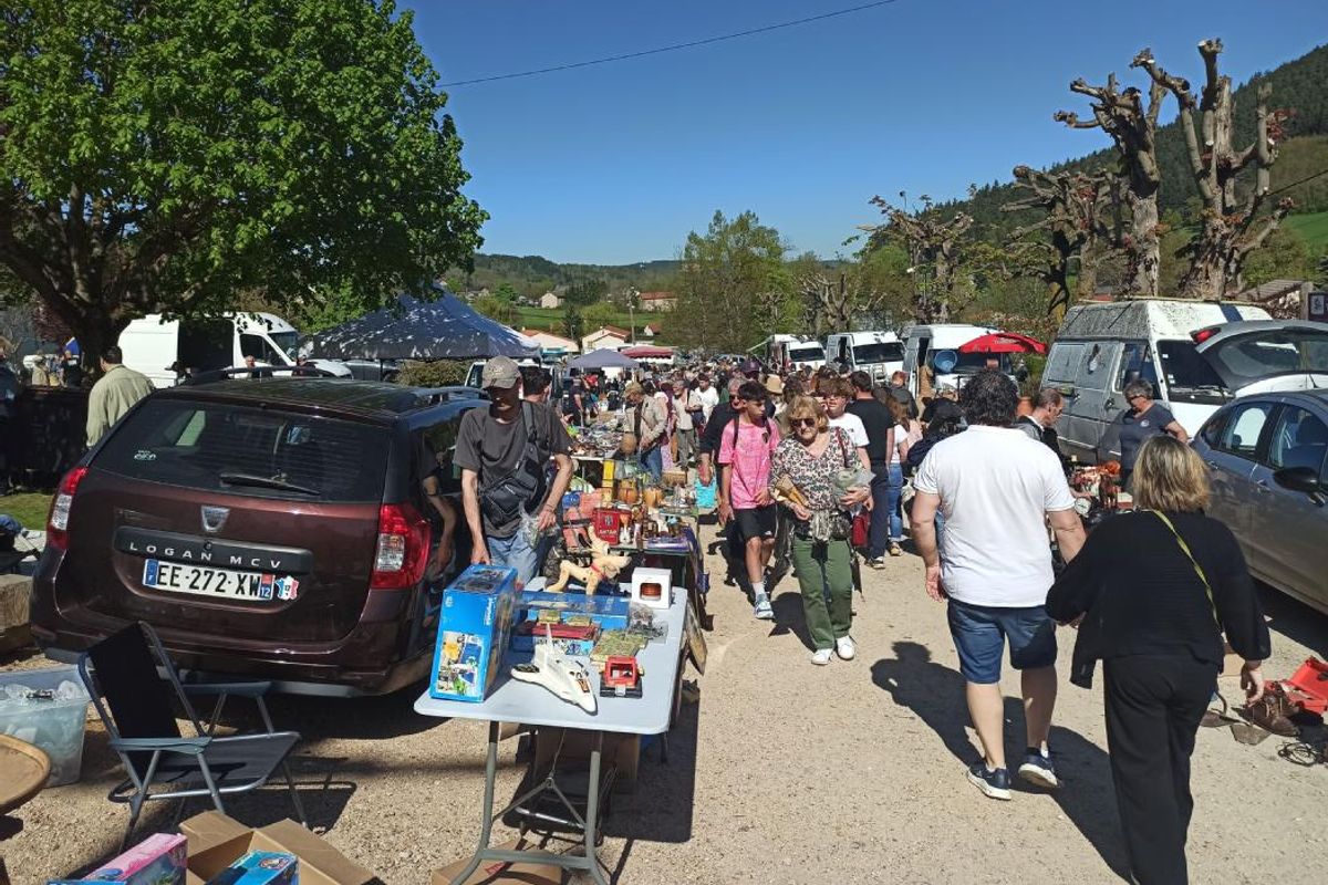 Brocante Et Vide Greniers Dans La Nivre Aujourd Hui