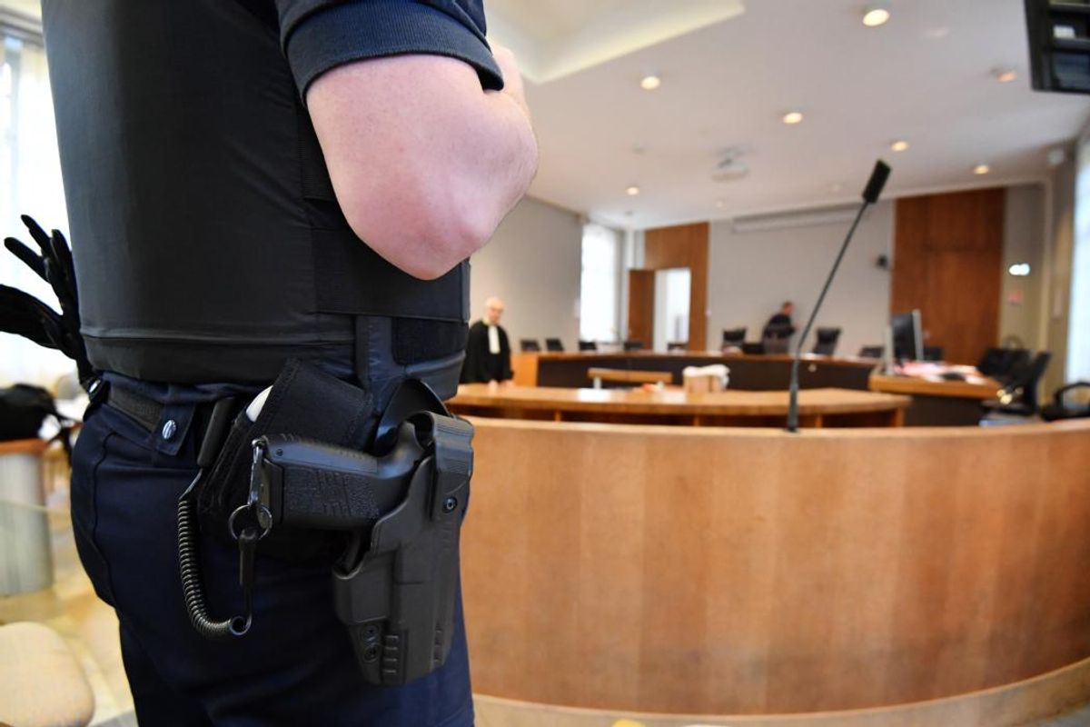 Brûlures de cigarettes, cheveux arrachés, morsures : quatre ans de ...