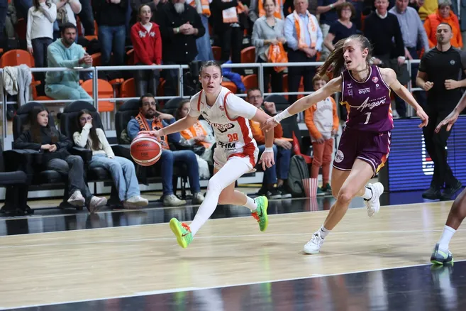 Le Tango Bourges Basket a trouvé la remplaçante d'Akoa Makani - Le ...