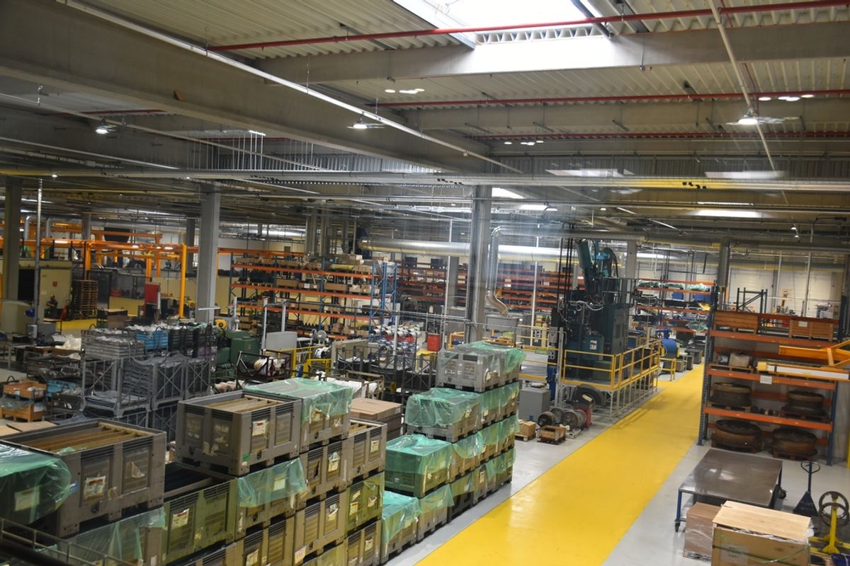 Après 7 jours de grève, la production a été relancée à Anvis, à Decize ...