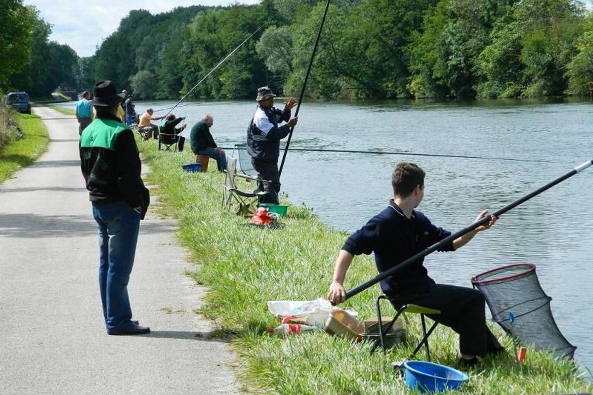 PREGILBERT. Neuf engagés au concours de pêche - L'Yonne Républicaine
