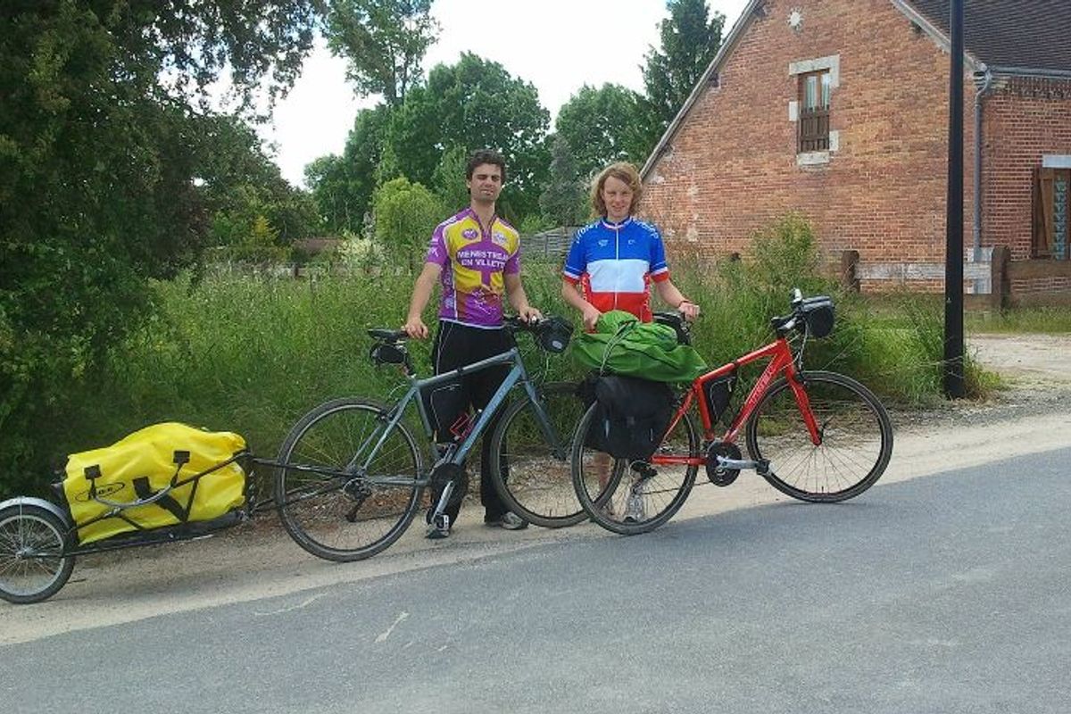 Clémence Ulrich et Jérémy Guillet partent faire le tour de l'Europe à ...