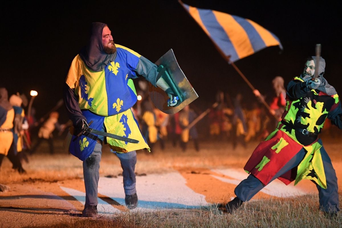 "Un investissement humain énorme" : le spectacle historique du château ...