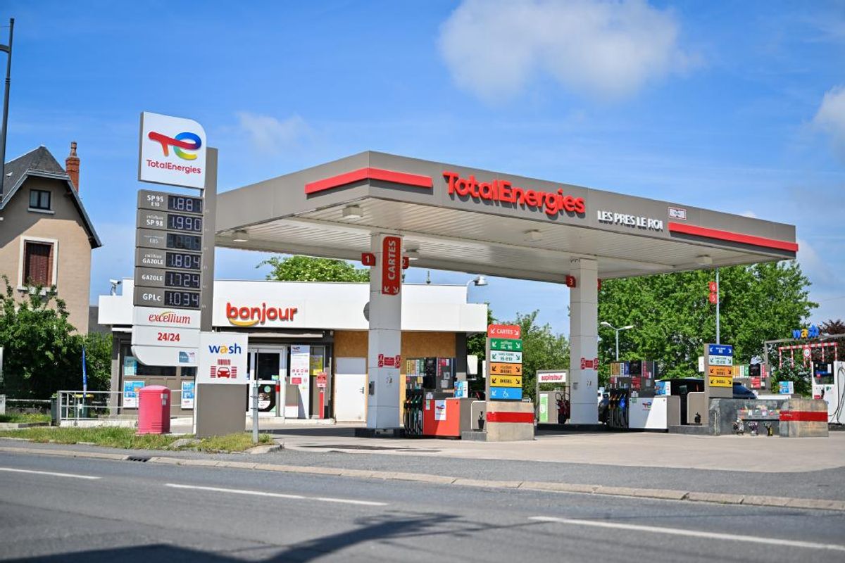 Deux ans de prison pour le braqueur de la station Total à Bourges - Le ...