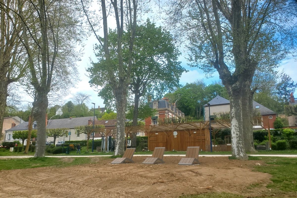Port-au-Bois, le lieu incontournable de l'été dans la ville de Gien ...