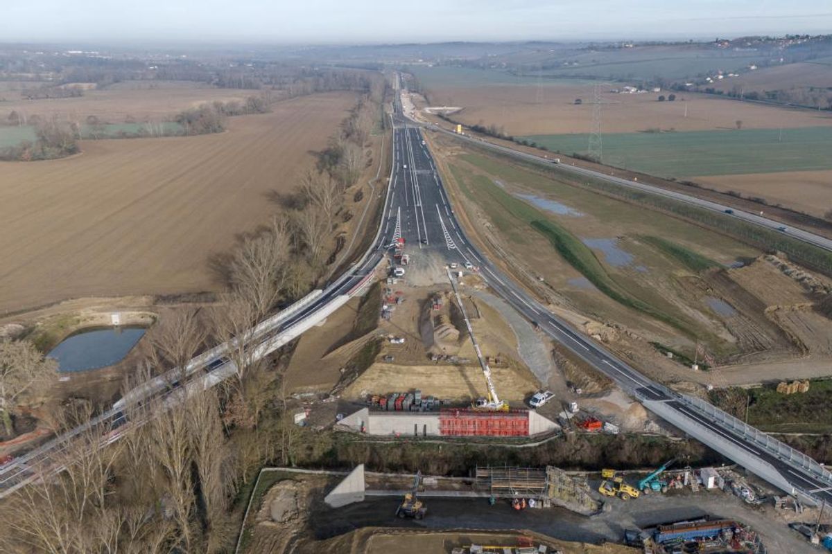 Autoroute A69 : le ministre des Transports se félicite que “le chantier ...