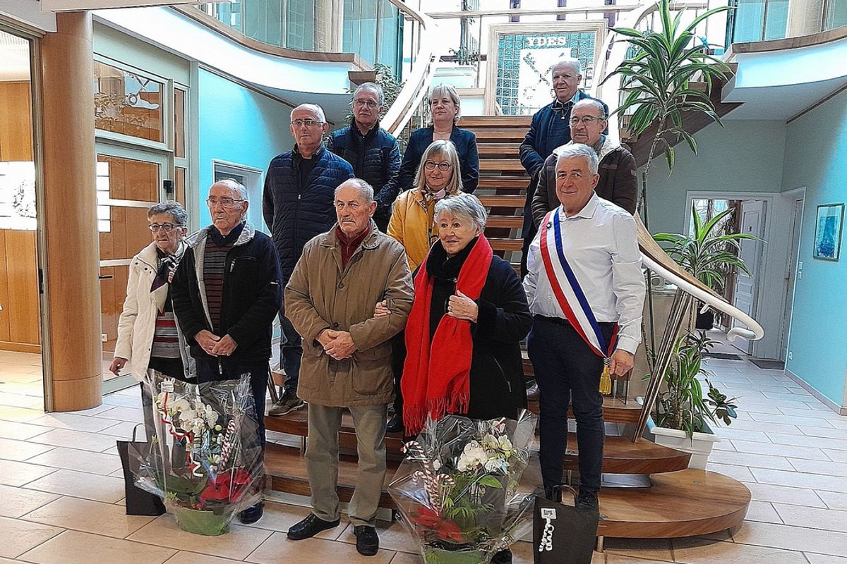 YDES. La mairie honore des couples - La Montagne