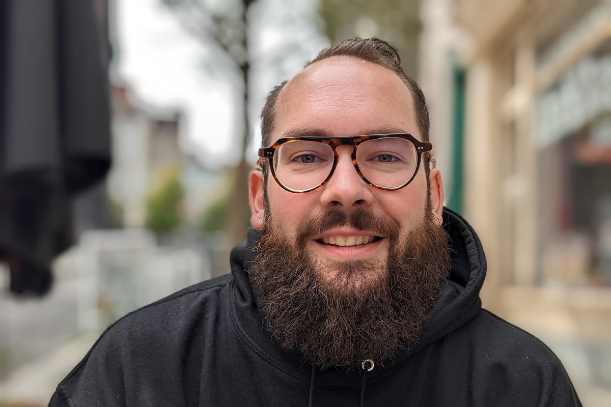 Clément est le co-fondateur du Sneakers Legit de Clermont-Ferrand : on ...