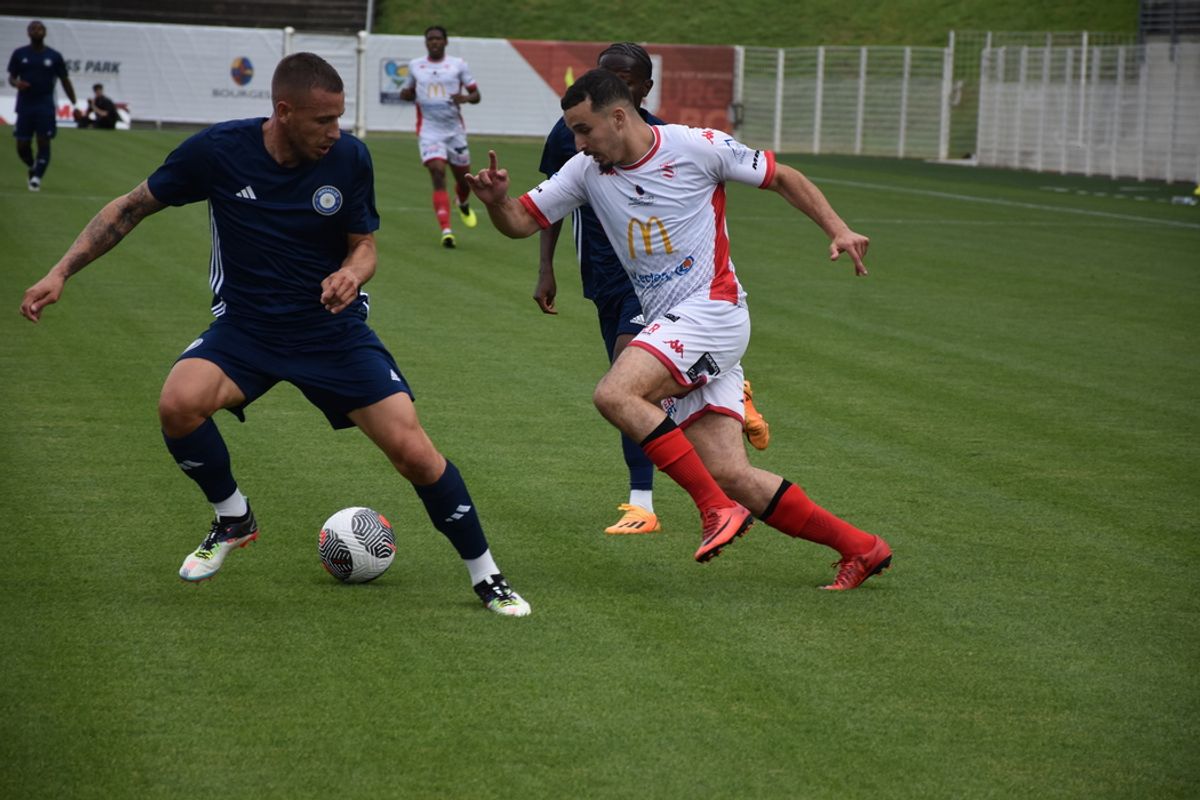 Un Bourges Foot 18 séduisant fait match nul face à Versailles en amical ...