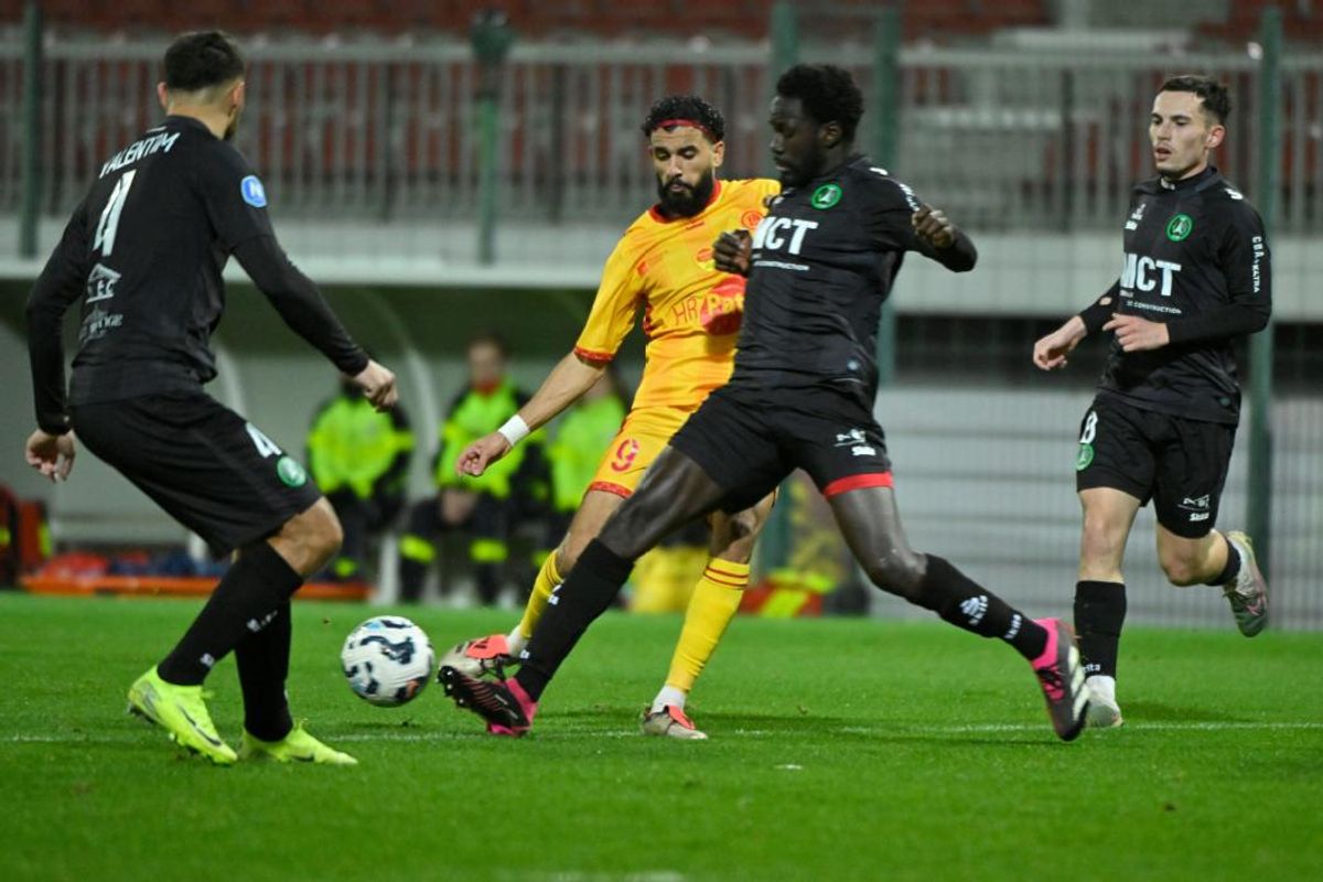 Football : De quoi avoir les boules avant Noël avec cette défaite de l ...