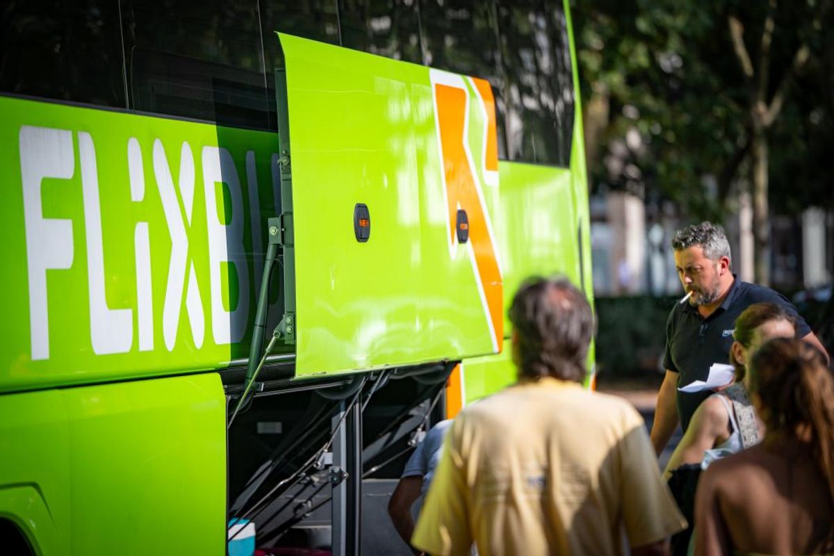 Bonne nouvelle : Flixbus renforce ses trajets cet été entre Clermont ...