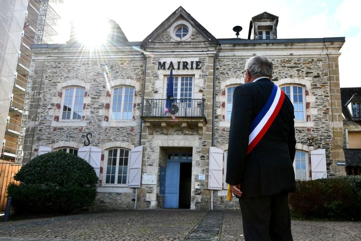 Robert Boudon, maire sortant, encore indécis à Lieutadès (Cantal) - La ...