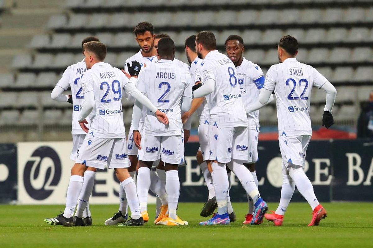 L'AJA s'offre le leader parisien et le podium, revivez notre direct - L ...