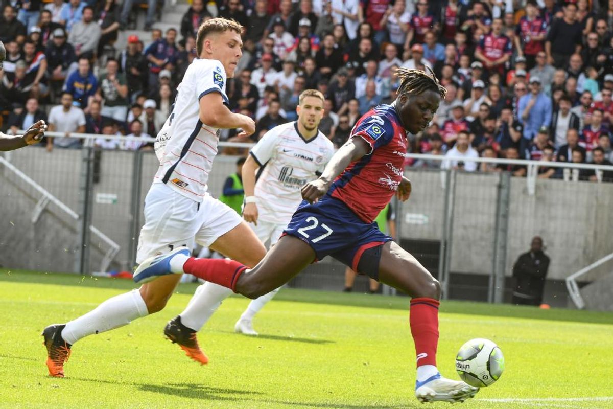 Pirès, Petit, Leboeuf, Ménez, Gonalons, Bayo, Armand... du beau monde ...
