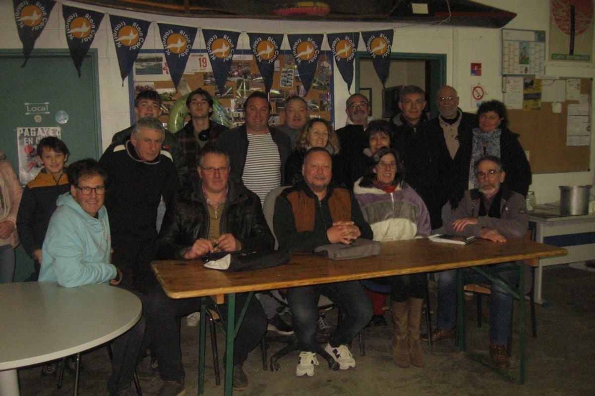 Le club de canoë-kayak vogue sur le haut de la vague - Le Journal du Centre