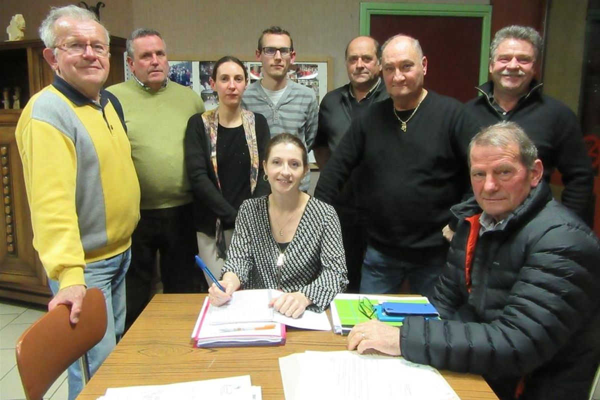 SAINT VICTOR SUR RHINS. Christine Perrin, présidente du Comité - Le ...