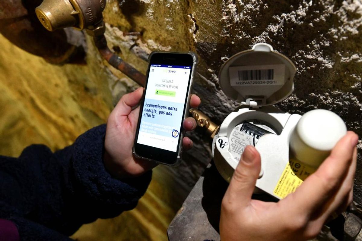 "Un gros bug informatique" : Suez facture 300 clients par erreur dans l ...