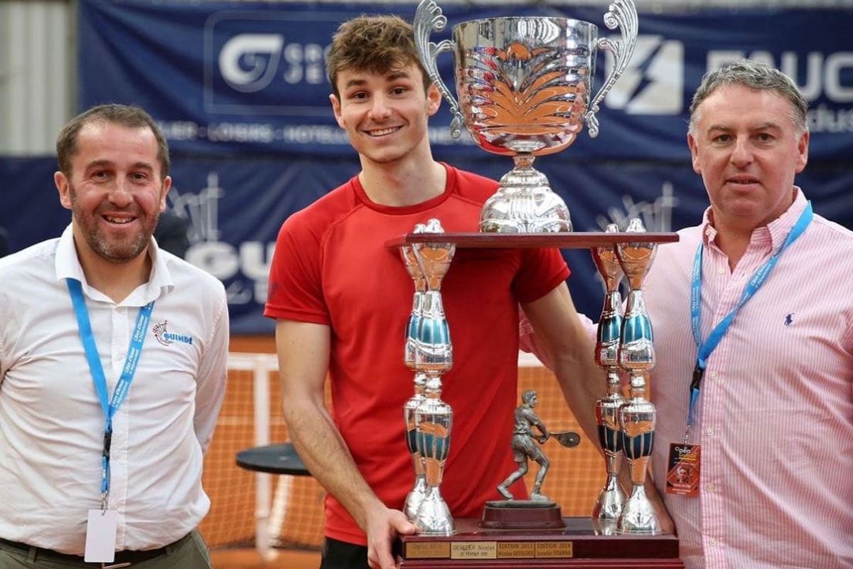 Le Chartrain Samuel Brosset bat l'ancien n°5 mondial et gagne l'Open ...