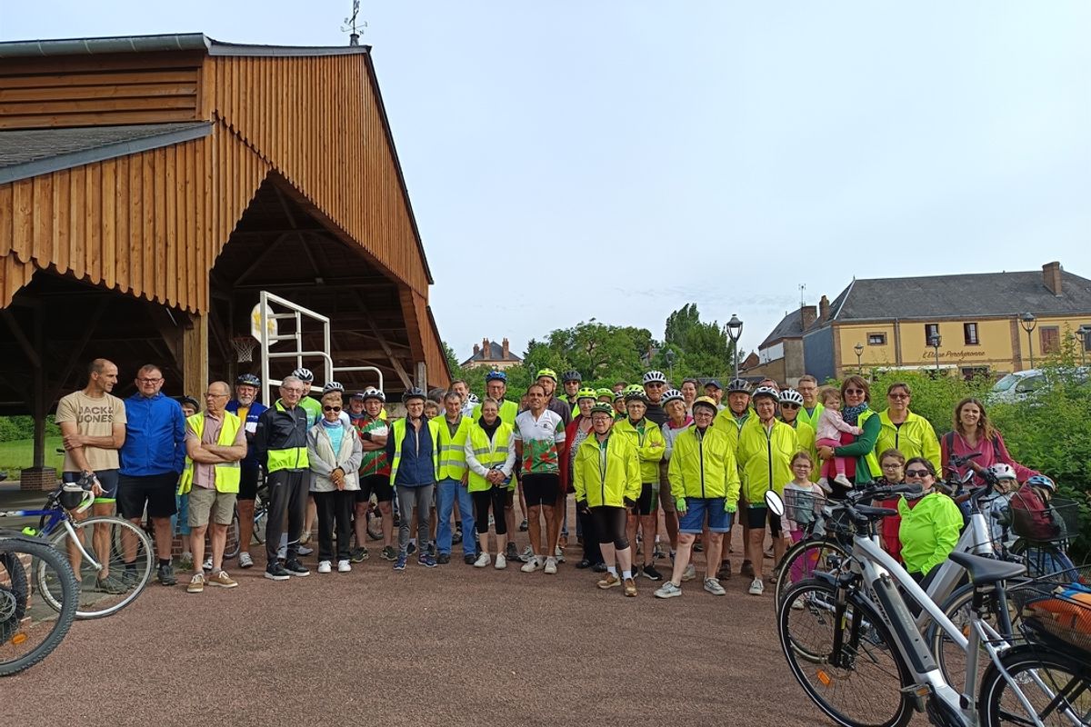 Randonnée cycliste conviviale à La Bazoche-Gouet : découverte de ...