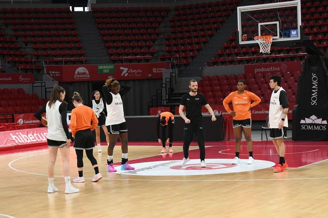 À la veille d'un match capital, le Bourges Basket a découvert le ...