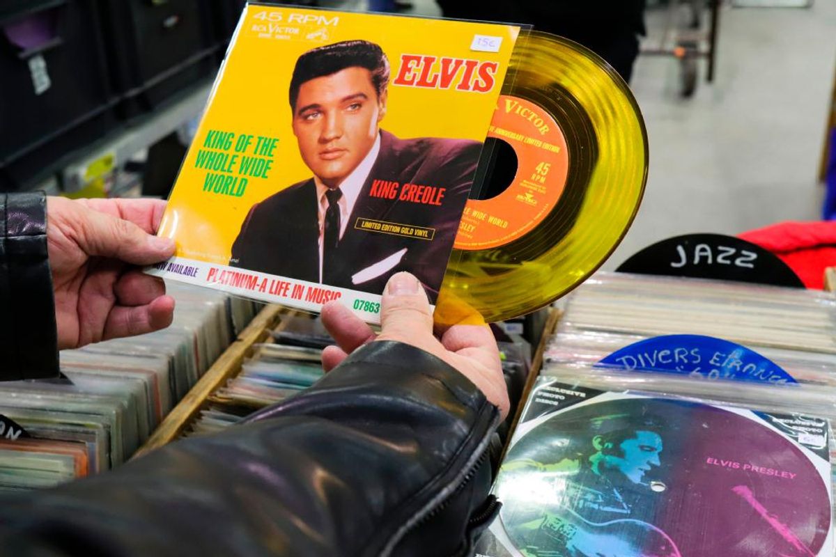 Le salon du disque, de la BD et des mangas s’installe à Sully-sur-Loire ...