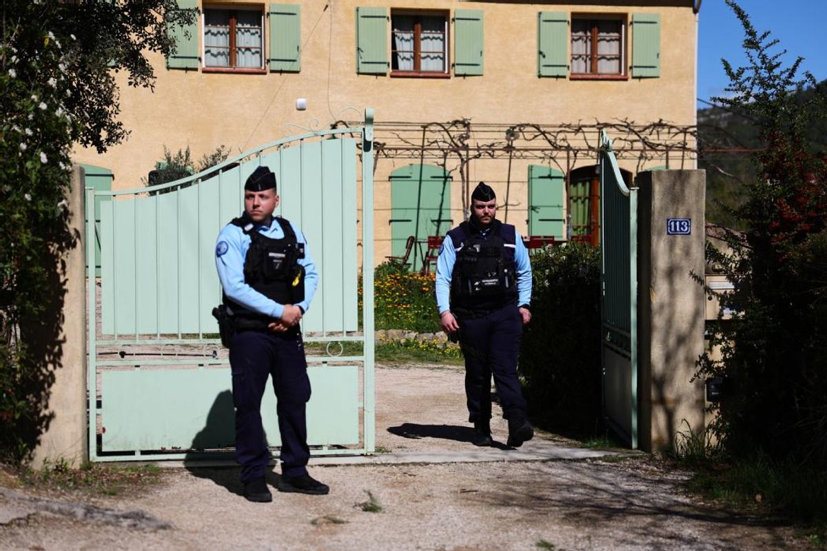 Profils des quatre suspects, perquisition, gardes à vue prolongées : le ...