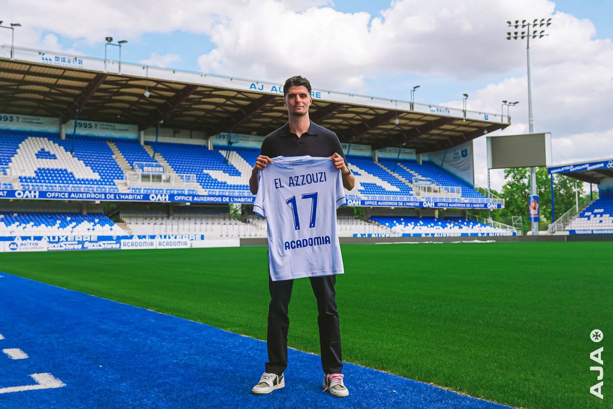 L'AJA étoffe son milieu avec l'arrivée en prêt d'Oussama El Azzouzi - L'Yonne Républicaine