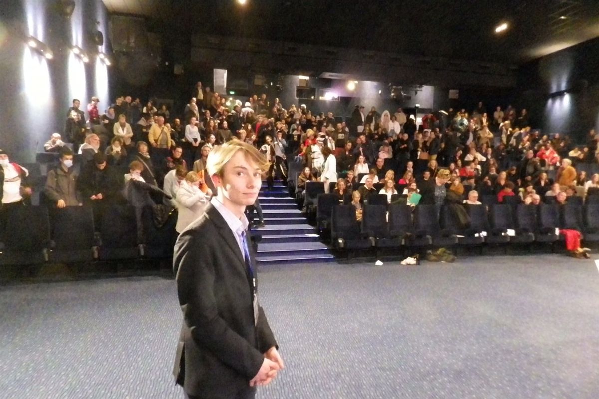 Salle comble et émotion pour Louis Alexandre, le jeune réalisateur de ...