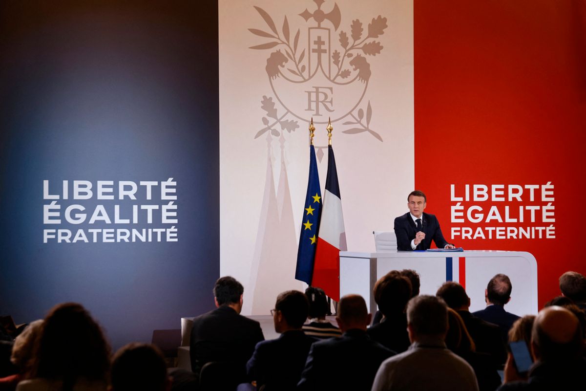 Emmanuel Macron suivi par 8,7 millions de téléspectateurs lors de sa ...