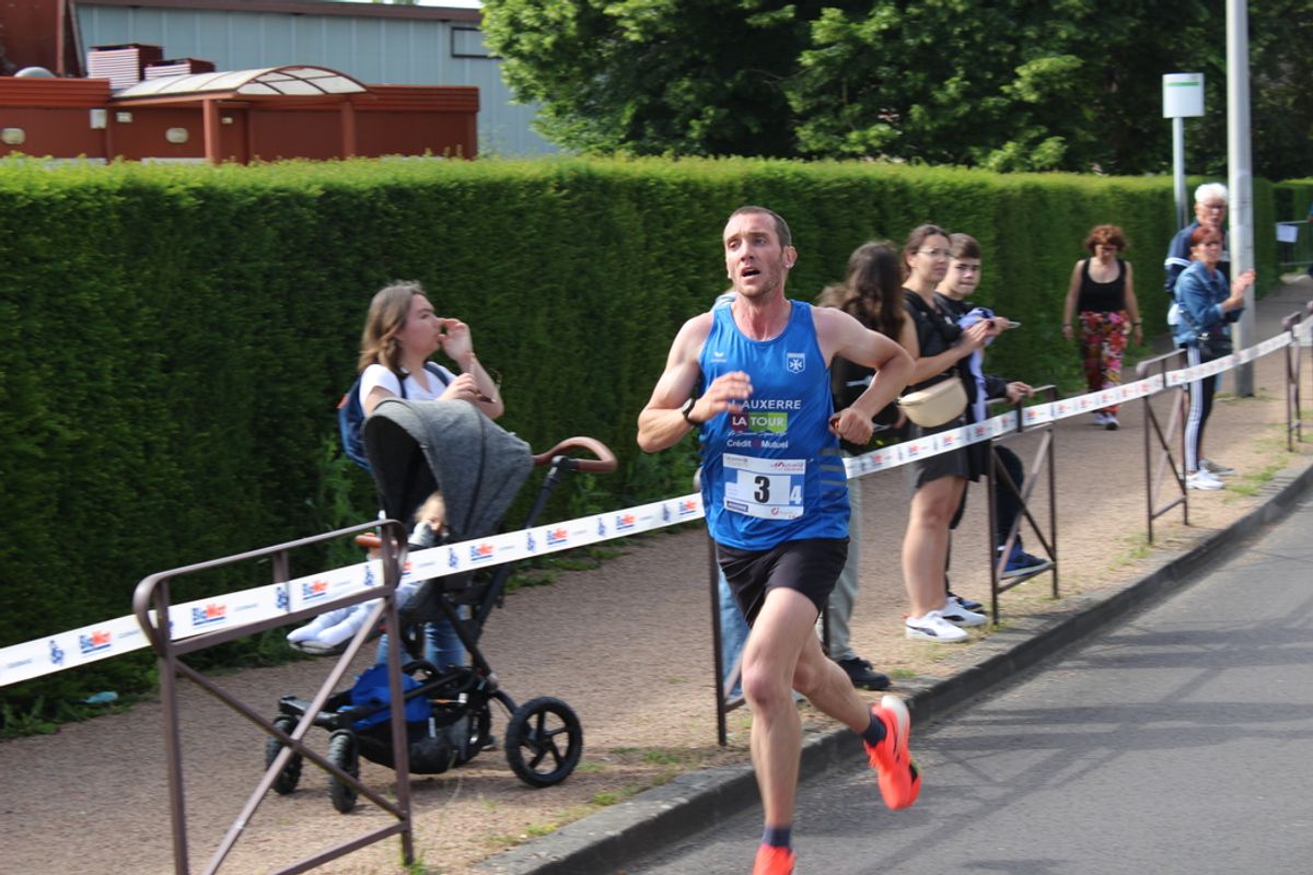 Un titre et un record : les résultats de l'Ekiden d'Auxerre 2024 - L'Yonne Républicaine