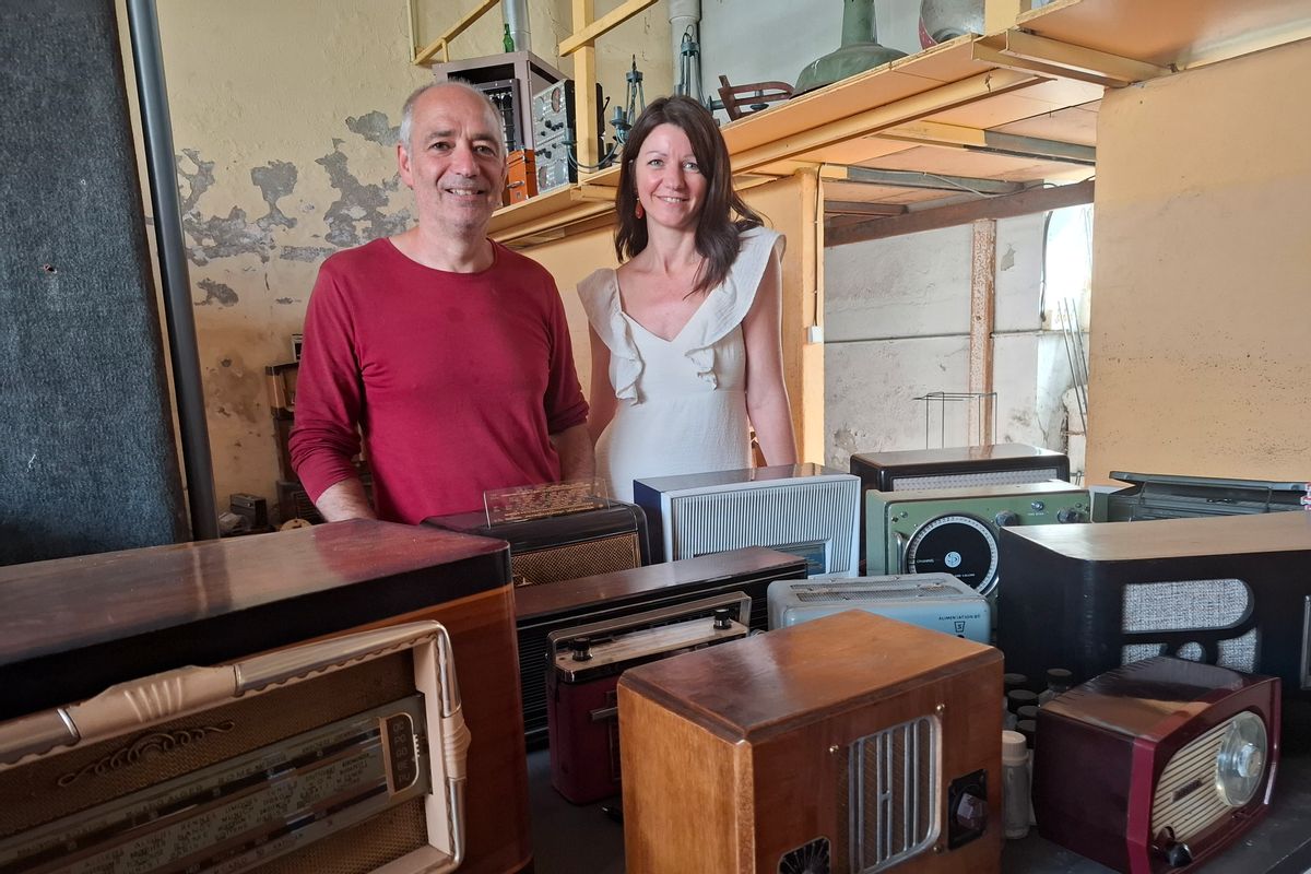 À Limoges, Nadia et Denis Manlay transforment les vieux postes en ...