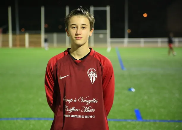 VARENNES VAUZELLES. La footballeuse Iona Dantas dans l’élite régionale ...