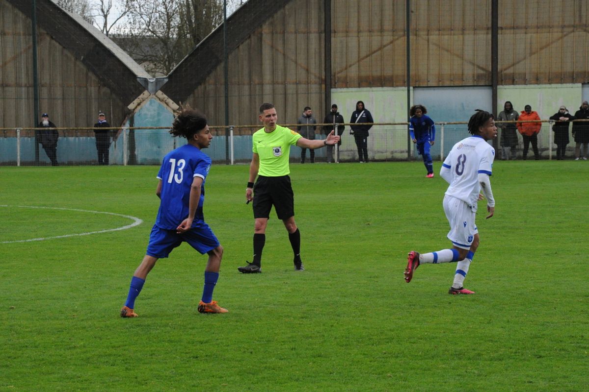 L'Éponien Alexis Gil va arbitrer la finale de la Coupe Gambardella au ...