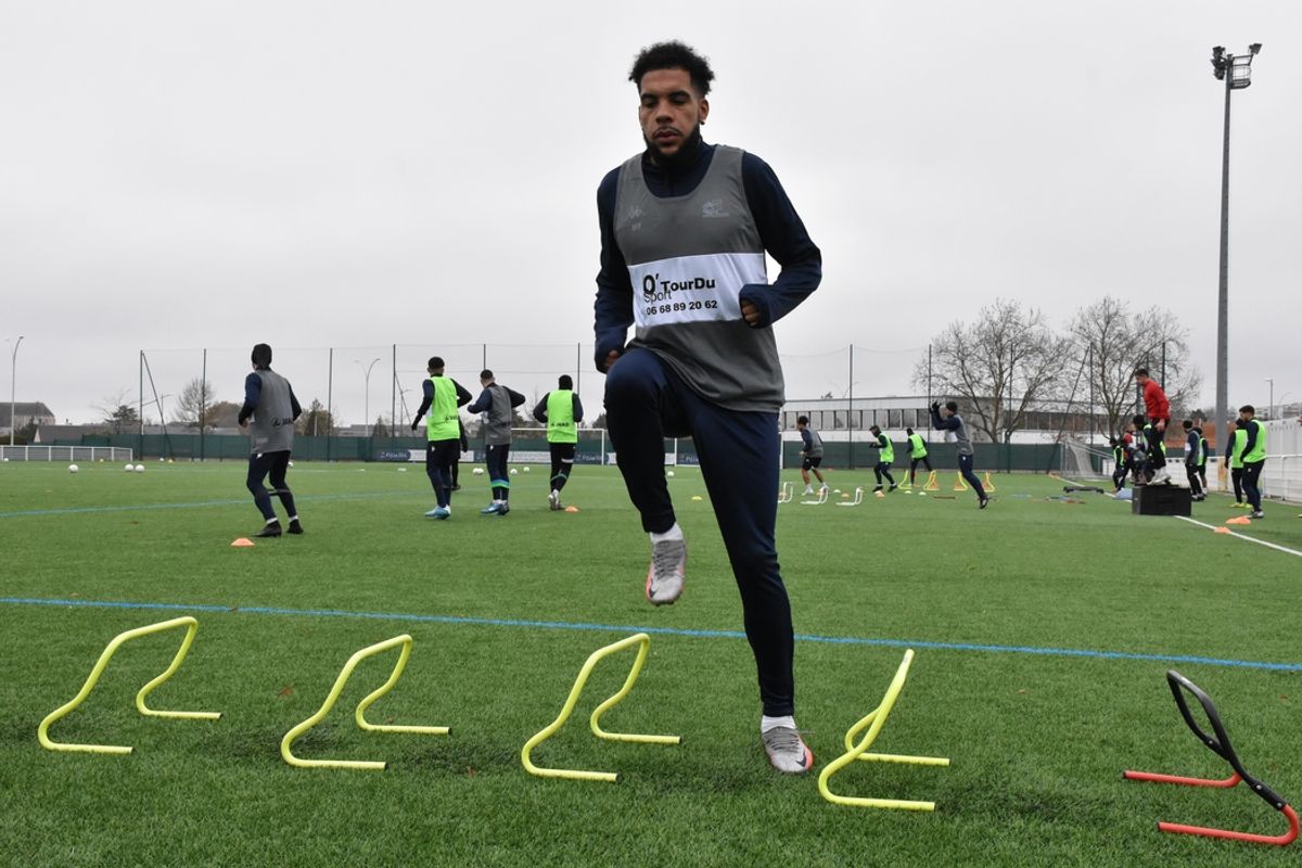 Le footballeur Maxime Fleury lance une cagnotte pour sauver sa femme Julia : déjà 230.000 ...