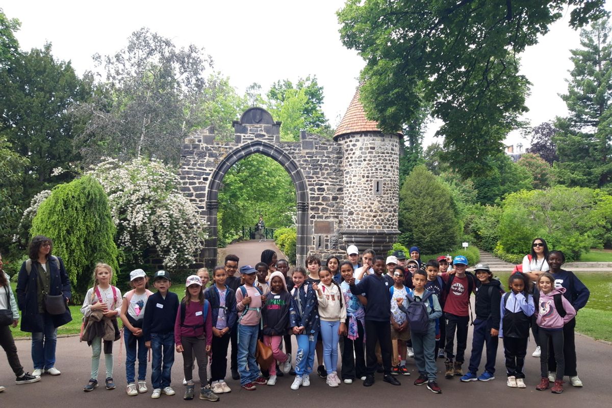 Des écoliers de Paul-Bert ont accueilli leurs camarades du RPI du ...